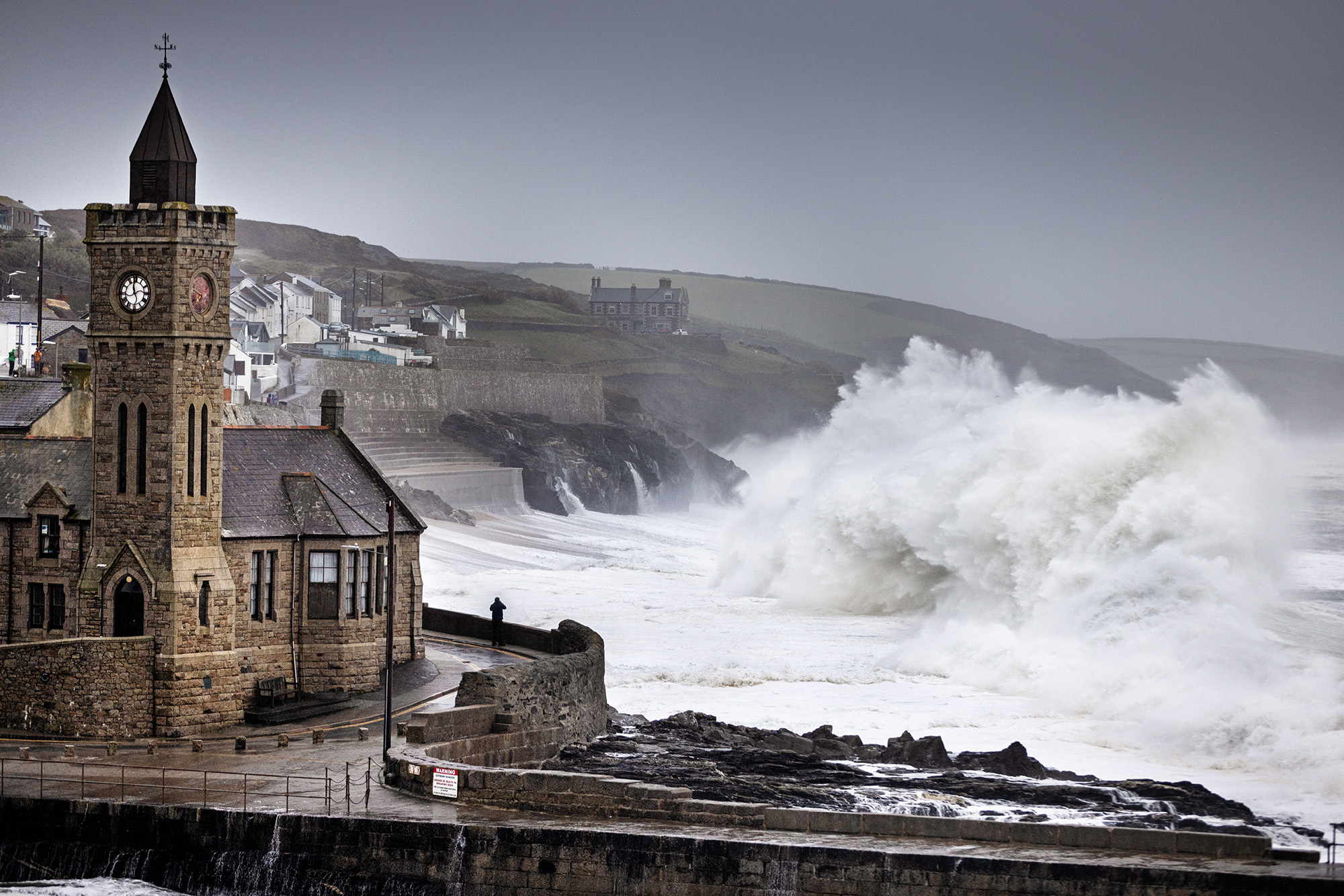 Porthleven Storm Cornwall | Massive Waves! | iLoX Photography